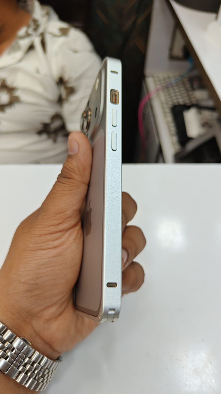 iPhone 13–16 Pro Series to iPhone 17 Pro Converter with Side Bumper ...